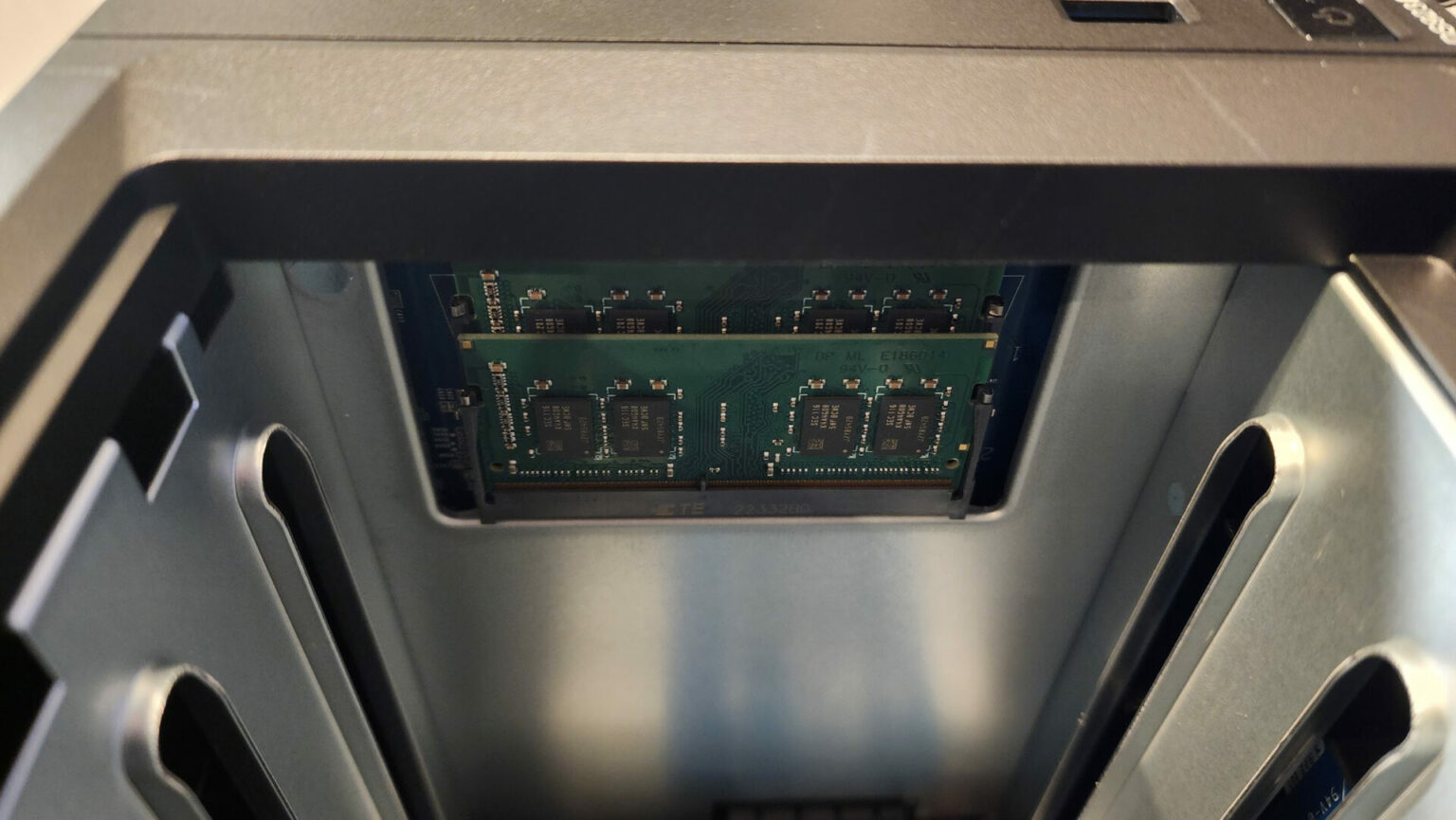 How to Expand the Memory on a Synology NAS